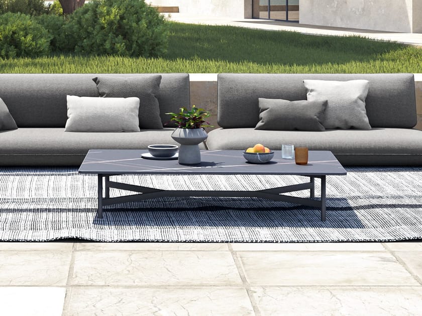 OZE 93336I Tavolino basso da giardino in pietra sinterizzata By IVINI