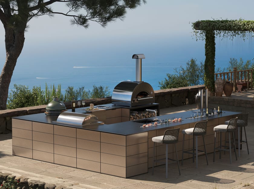 TUSCANY MANSION Outdoor kitchen By Outopia