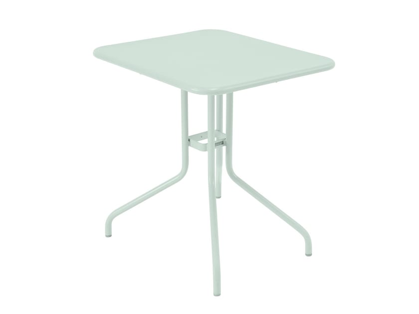PÉTALE Rectangular steel garden table By Fermob