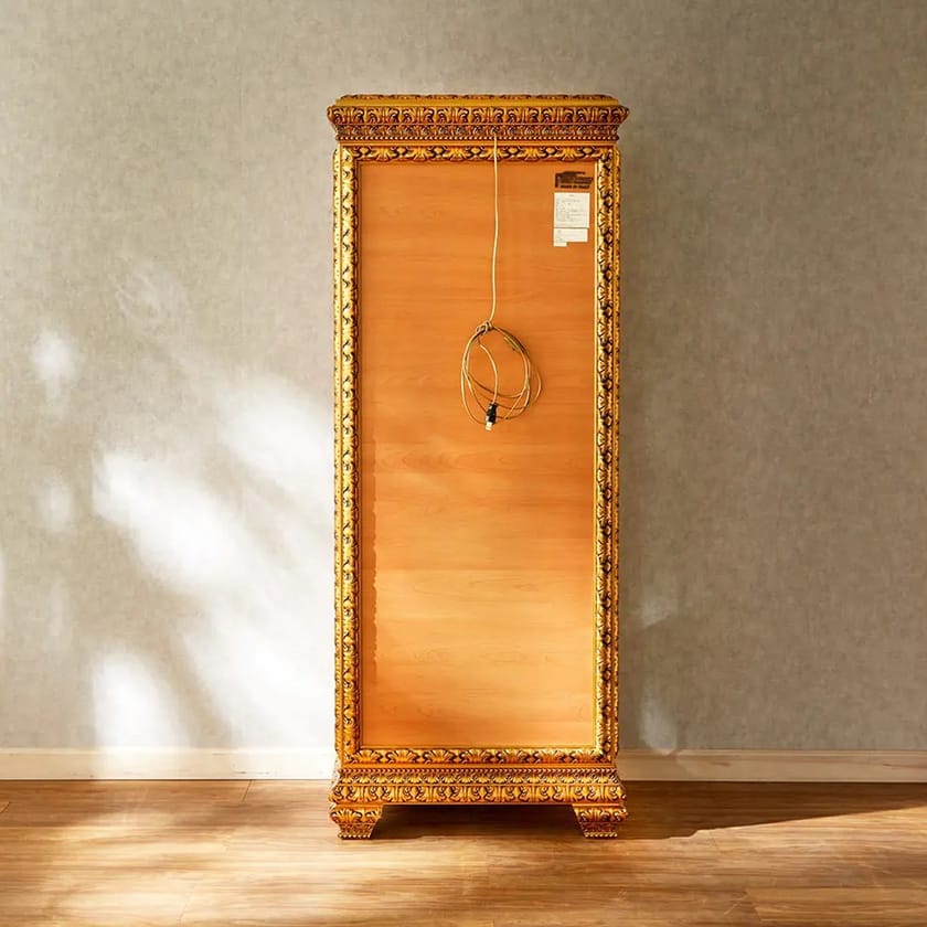 P ALTA ANTIC GOLD display cabinet By Italia Cornici