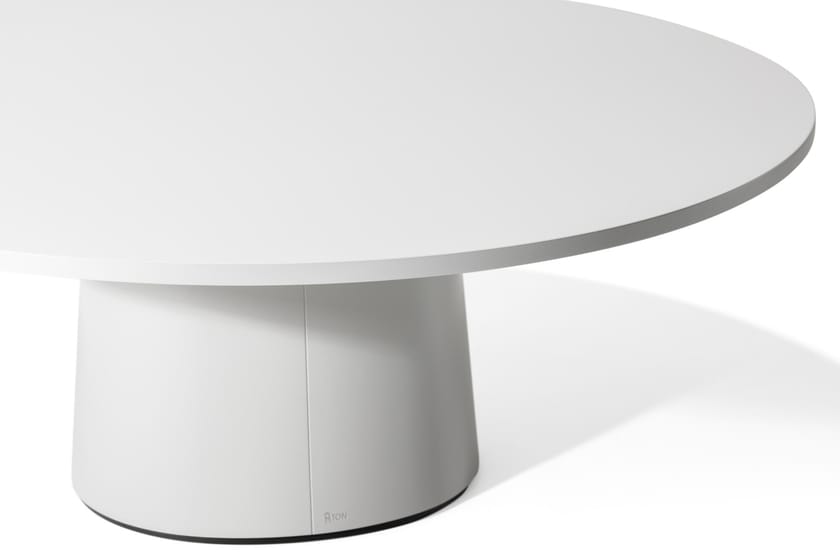 P.O.V. 475 coffee table By TON design kaschkasch