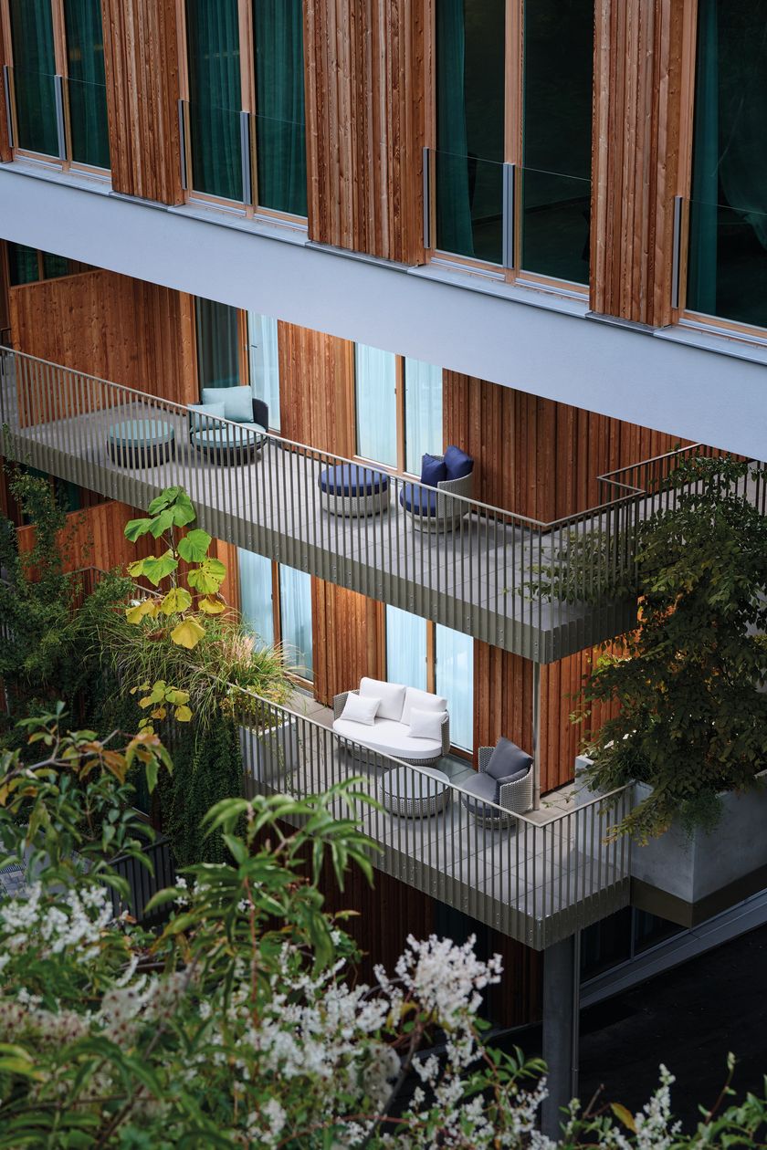 PARADISE BIRD OUTDOOR Fabric garden sofa By Wittmann | design Luca Nichetto