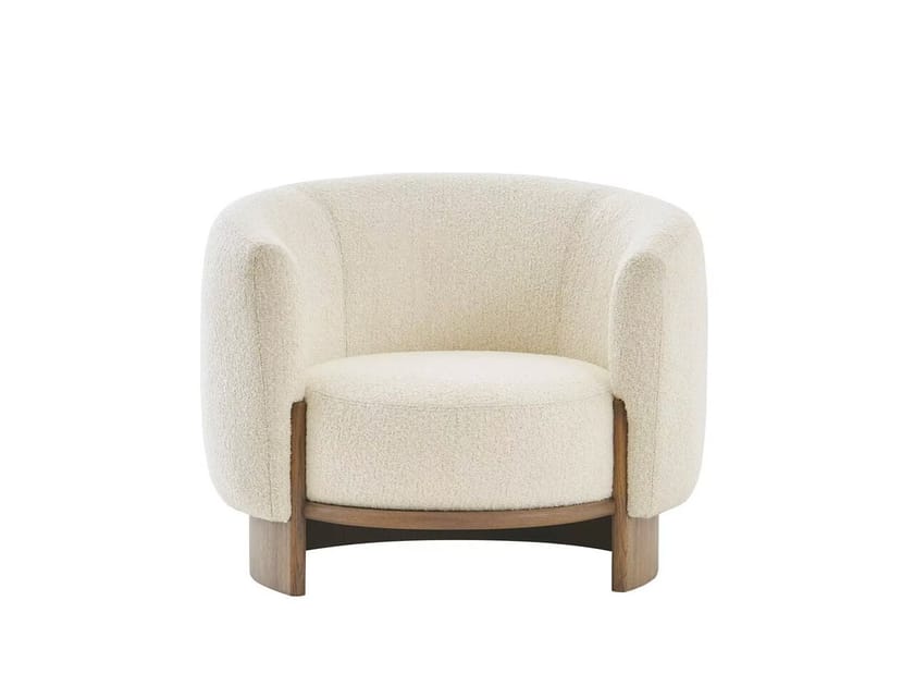 HUG Fabric armchair with armrests By PARLA | design Betül İnci