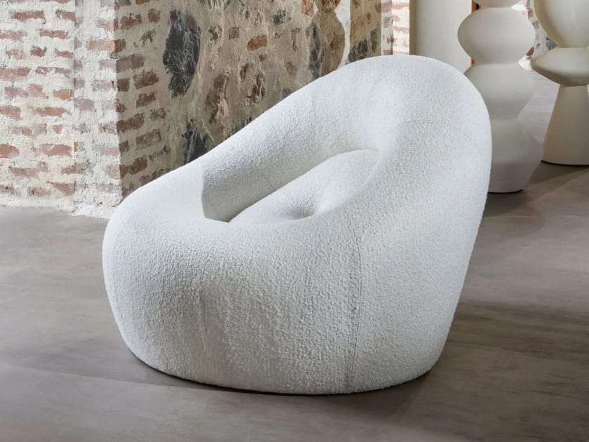 LOOP Armchair By PARLA
