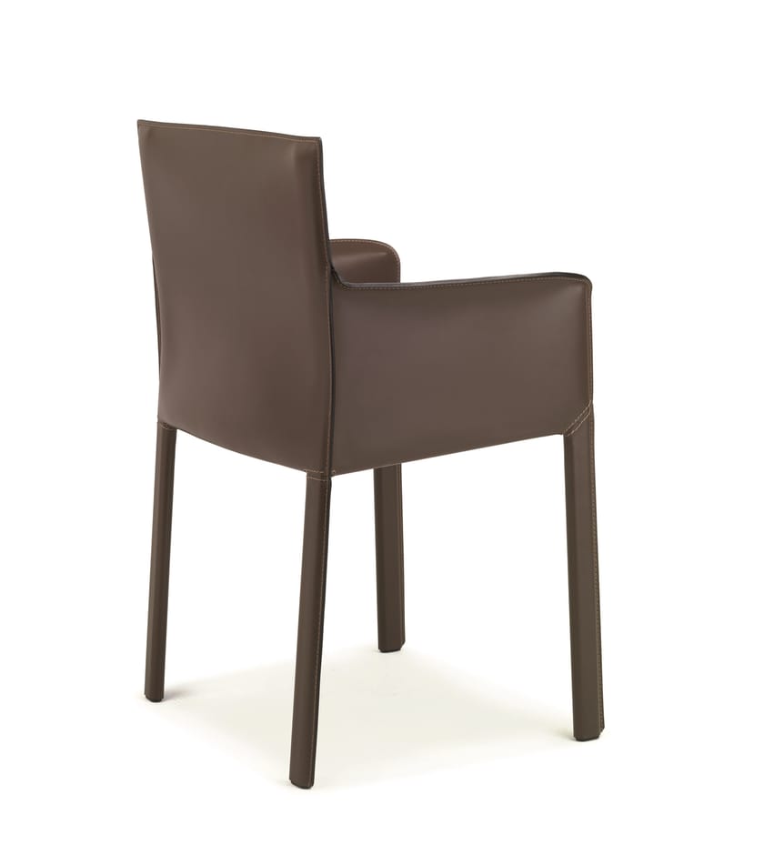 PASQUALINA | Chair with armrests By ENRICO PELLIZZONI design Grassi & Bianchi e RedCreative
