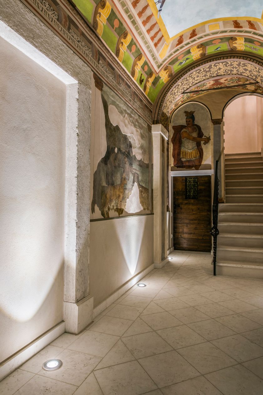 PASSUM UPLIGHT Segnapasso a LED a pavimento By Goccia Illuminazione