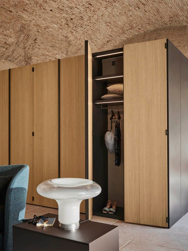 AMALFI Sectional wooden wardrobe By Pianca