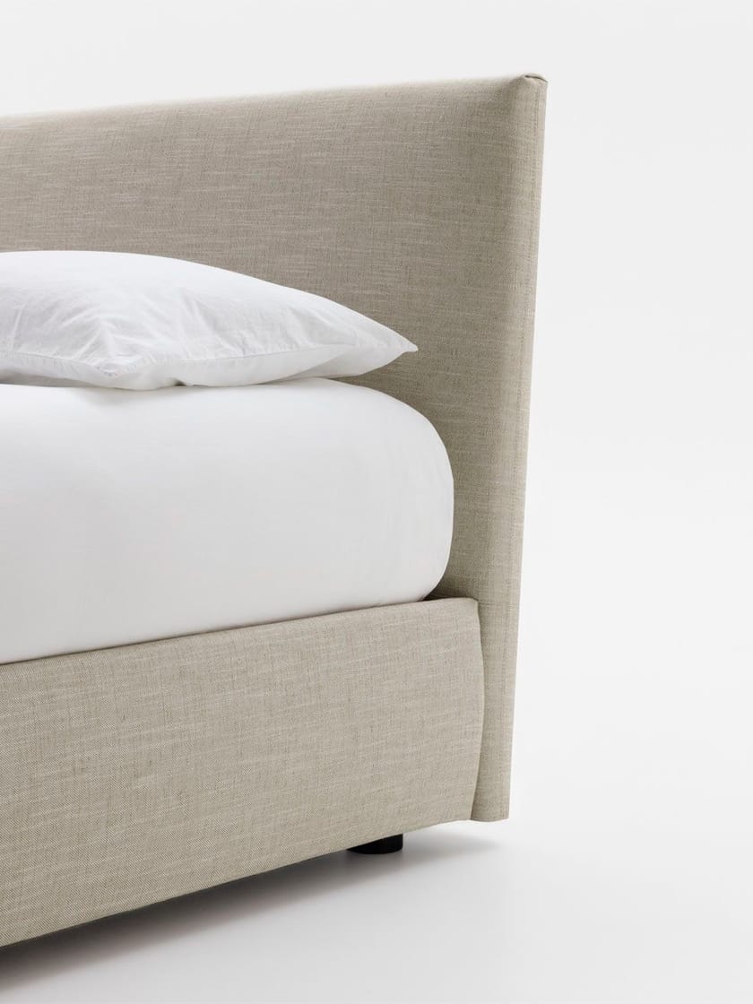 BETA UP Bed By Pianca