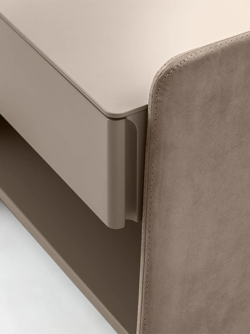 CHLOÉ Wooden bedside table By PIANCA | design Emmanuel Gallina