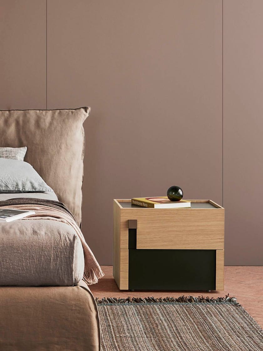 LOGOS Bedside table with drawers By Pianca | design Calvi Brambilla