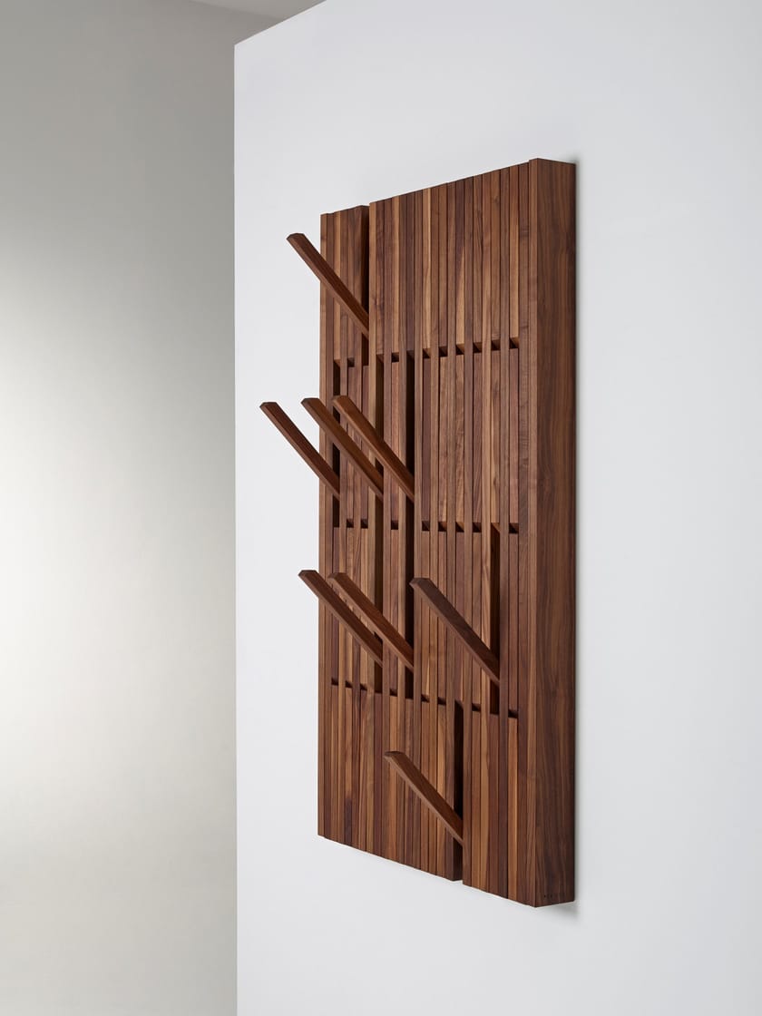 PIANO WALNUT Coat rack By PER/USE
