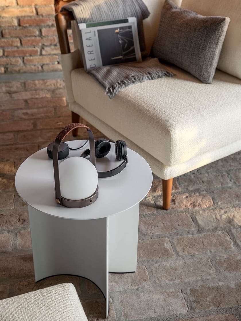 PIERRE 茶几 By Flou | design Studio Contromano