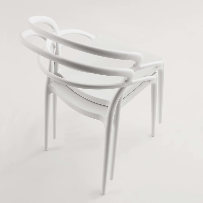 Stackable open back polypropylene chair PILAR By La seggiola