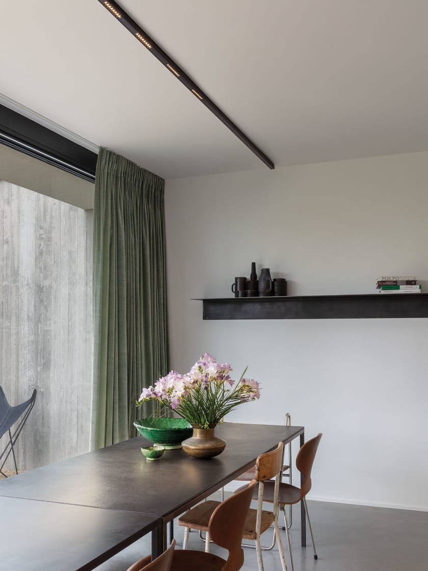 PISTA TRACK 48V LED LINEAR SPOTS LED track-Light By Modular Lighting ...