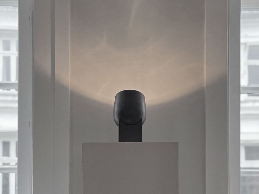 PIVOT LED table lamp By 101 Copenhagen | design Tommy Hyldahl, Kristian ...