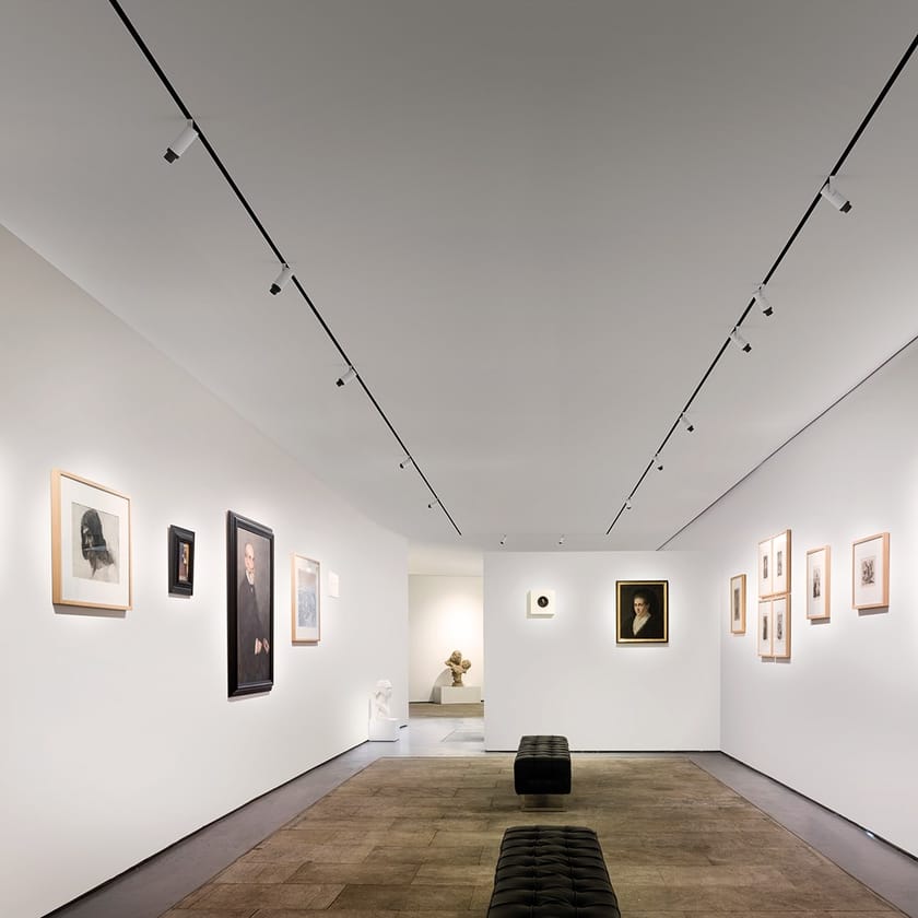 PLUS 48V SHORT Track-Light By Arkoslight | design Rubén Saldaña