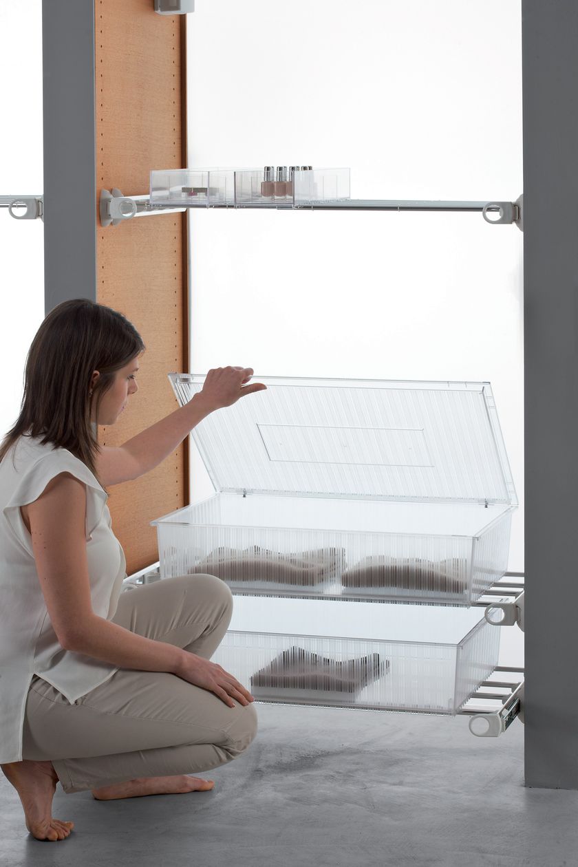 PLUS + ROOMY | Walk-in wardrobe By Servetto