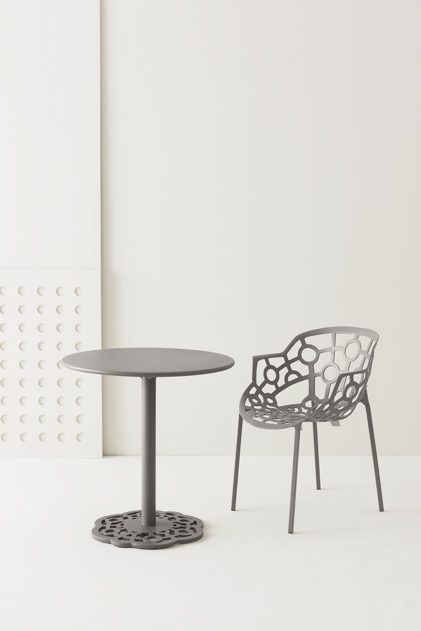POLO | Stackable chair By Segis design Archirivolto