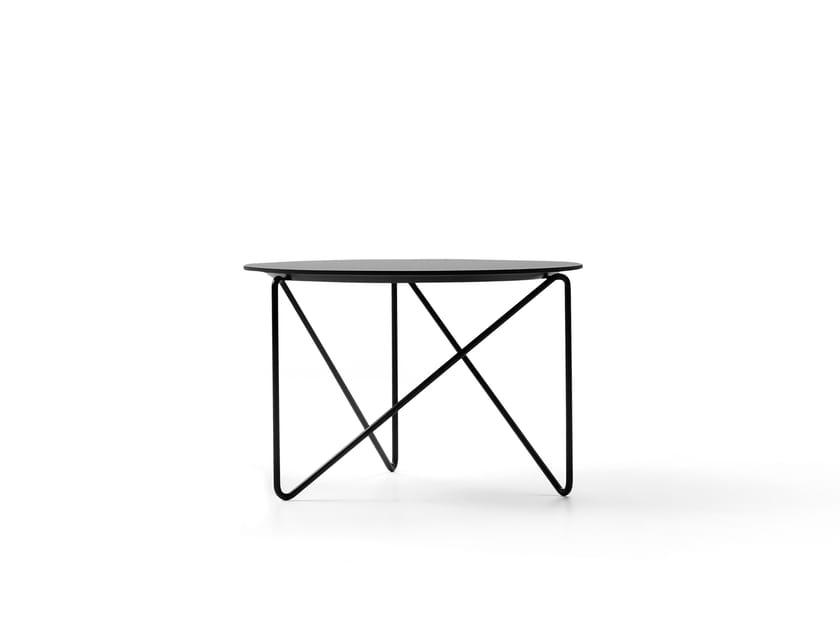 POLYGON Coffee table By Prostoria | design Numen / For Use
