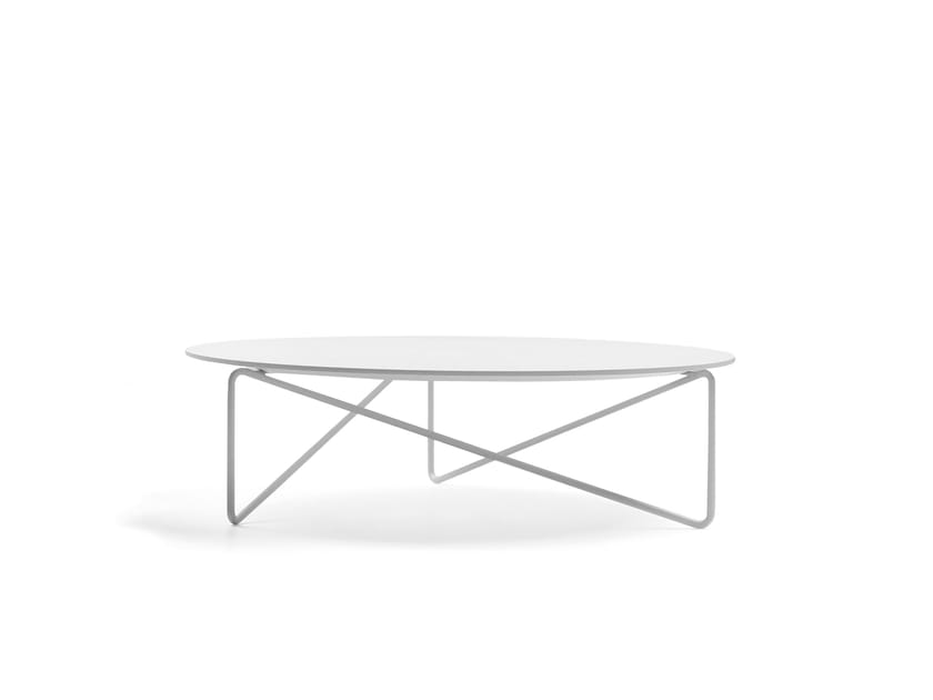 POLYGON Coffee table By Prostoria | design Numen / For Use