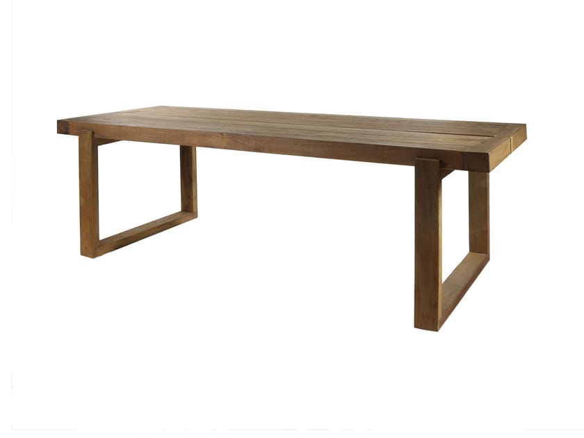 ANDALUCIA Table By POMAX