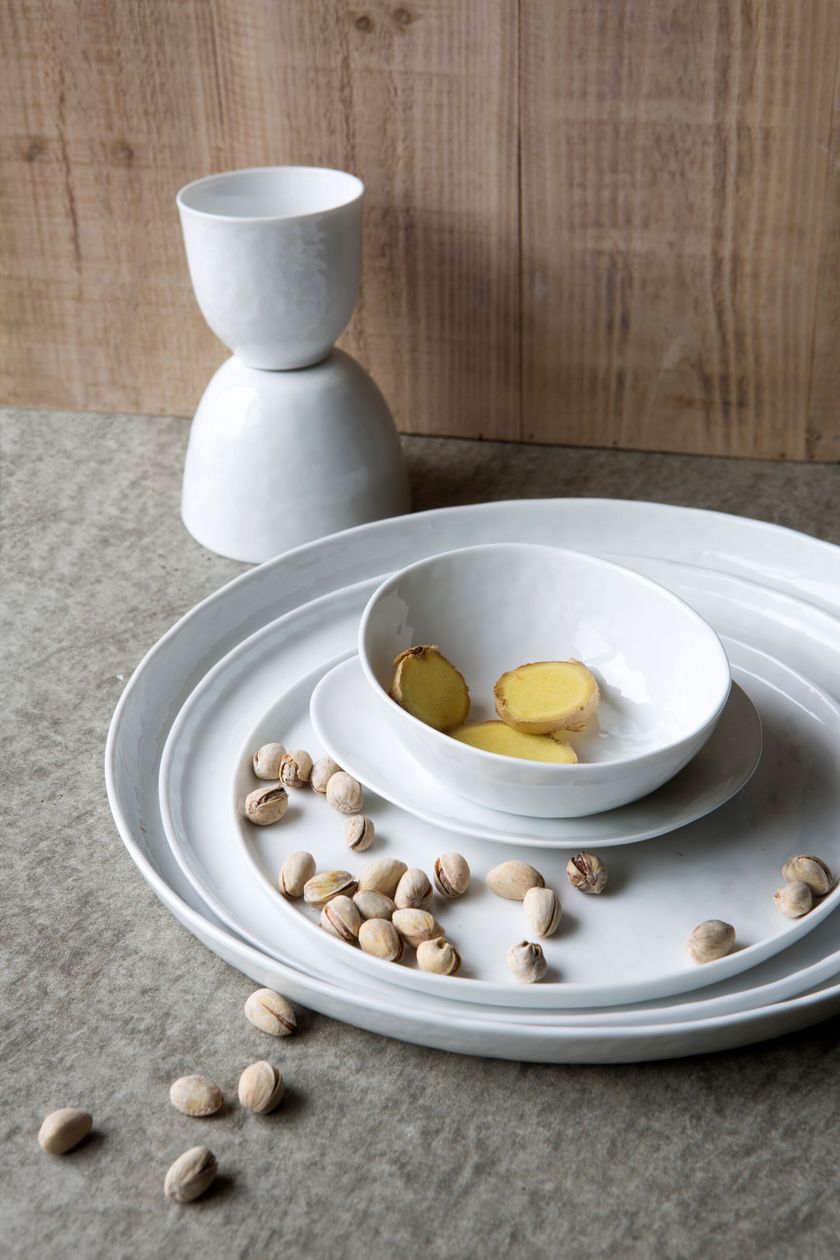 PORCELINO WHITE Plate By POMAX