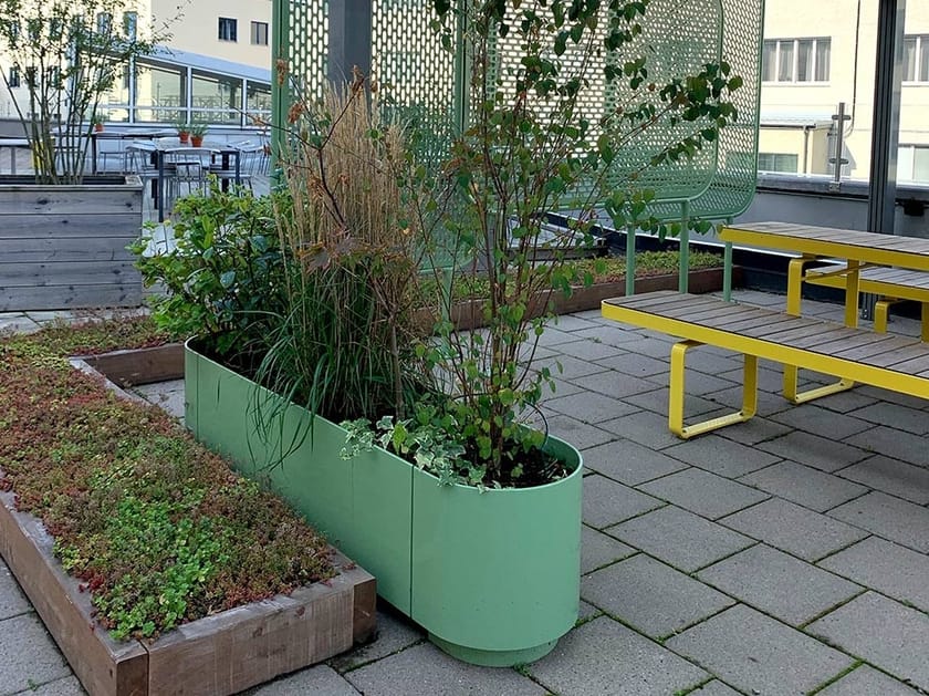 POP Rectangular powder coated steel flower pot By VESTRE