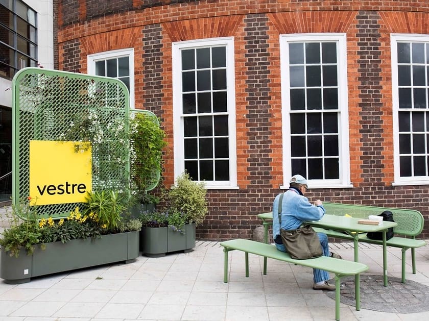 POP SEAT | Bench with back By VESTRE