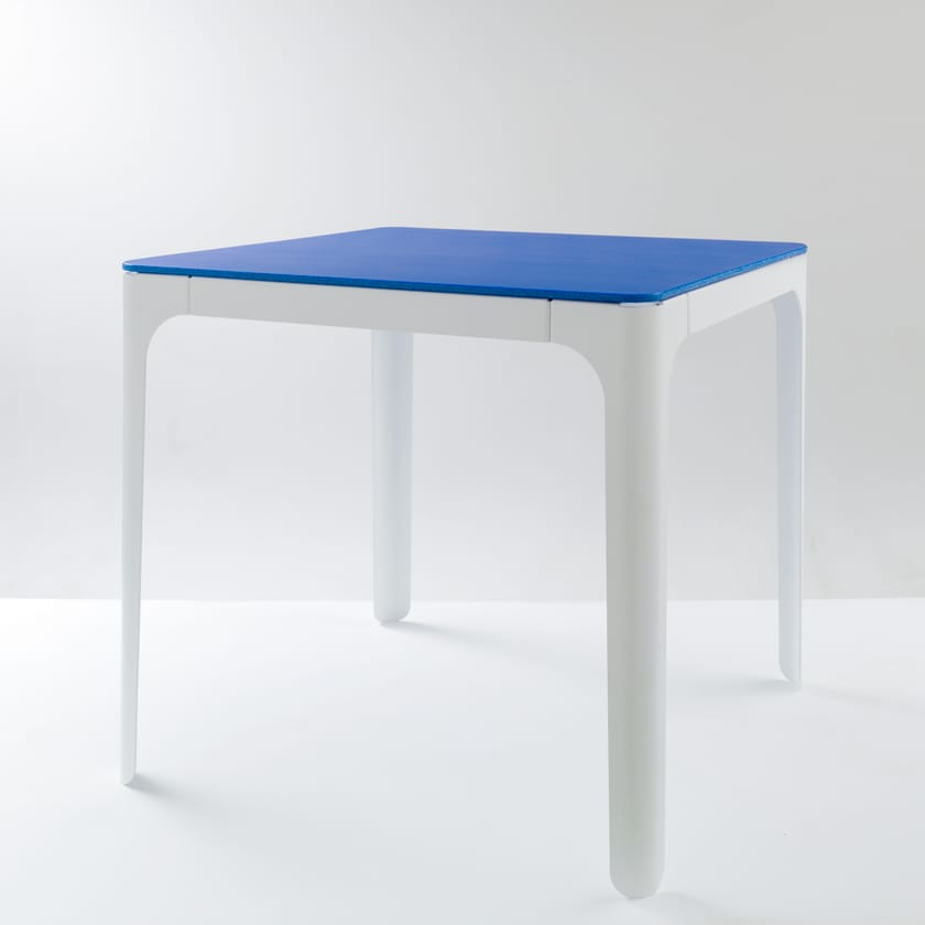 POP | Table By DesignByThem design Sarah Gibson, Nicholas Karlovasitis