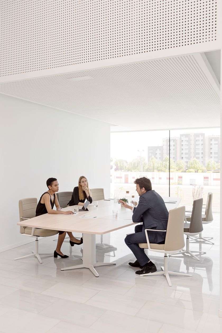 POWER | Meeting table Power Collection By ACTIU design Javier Cuñado