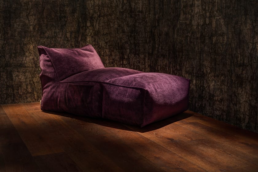 PUFFONE Upholstered fabric Garden daybed By GART | design Gart Creative Lab