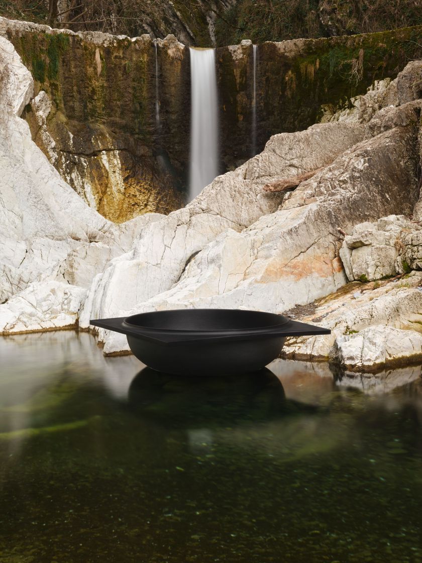 DOME SQUARE BATHTUB Bathtub By PULKRA