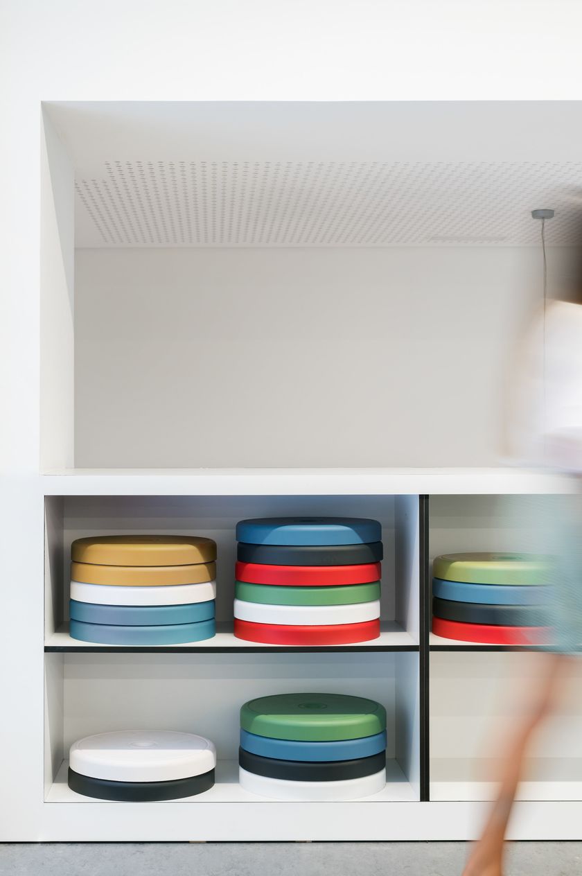 Round polyurethane foam cushion PUNTO 01 By Sentat design Studio Inma ...