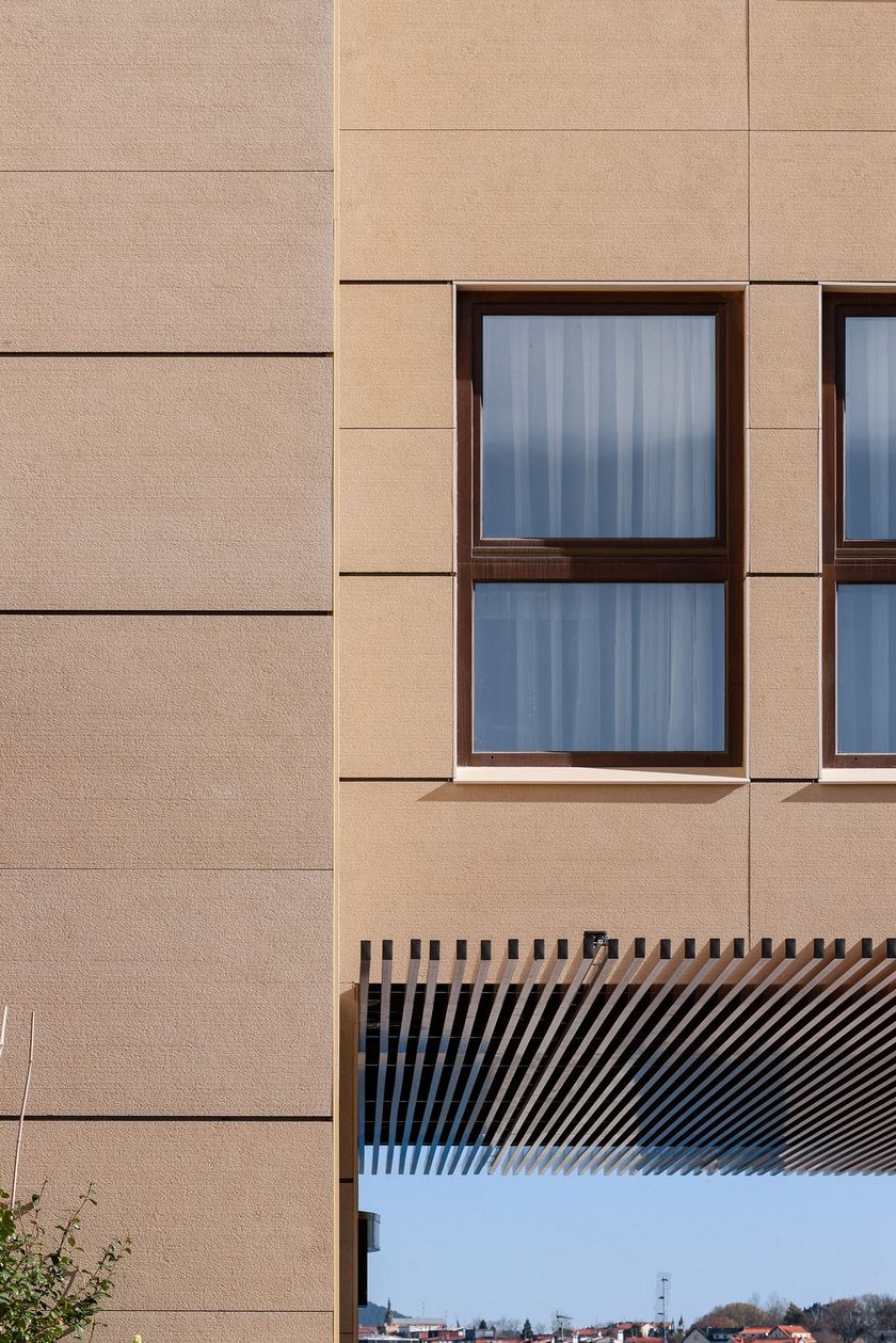 Stoneo facade PURE By ULMA Architectural Solutions
