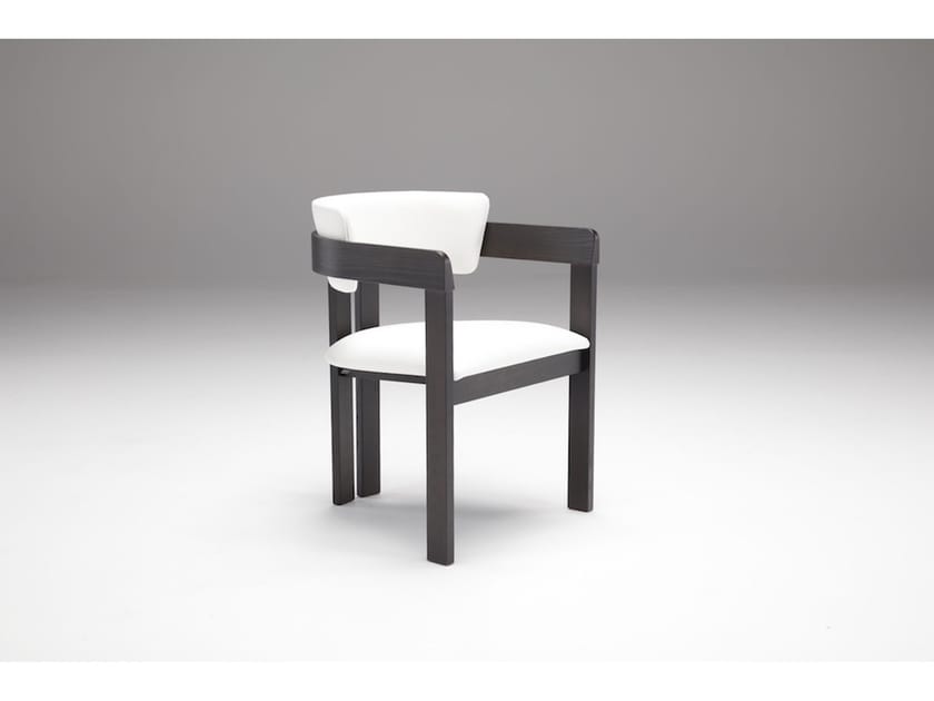 INES 椅子 By Pacini & Cappellini