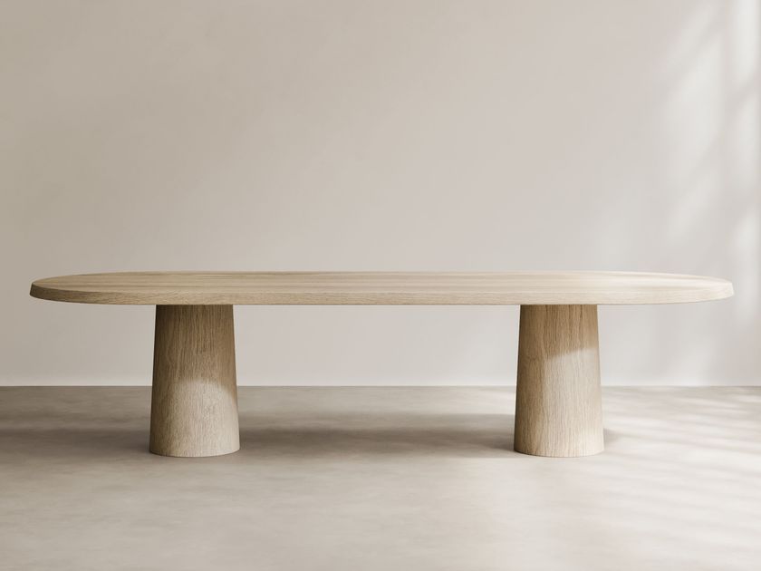 GENEVA Round oak dining table By Paloma Editions