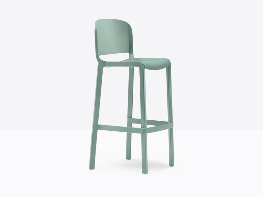 DOME 263 Polypropylene stool By Pedrali | design Odo Fioravanti