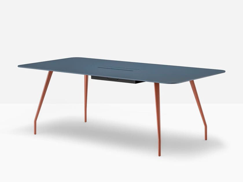 RIZZ OFFICE Meeting table By Pedrali