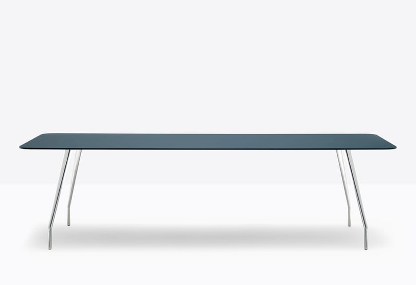 RIZZ Table By Pedrali