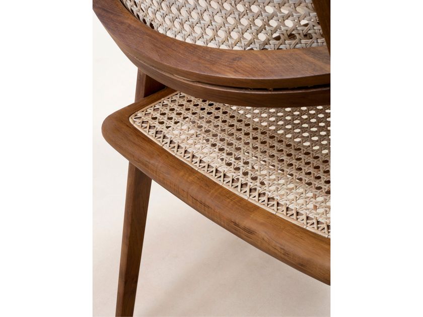 MUṄGĀRU Silla By Phantom Hands