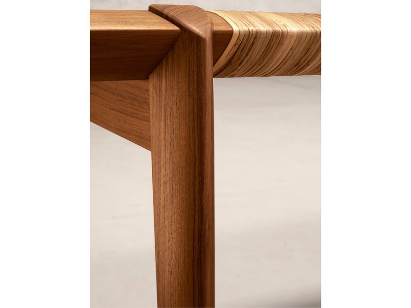 TANGĀLI Bench By Phantom Hands