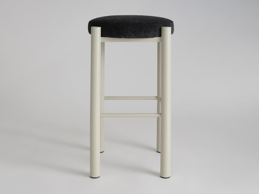 FRYMAN Taburete By Phase Design