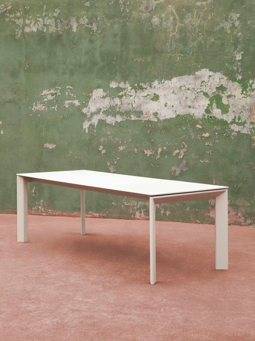 TENS Table By Pilma