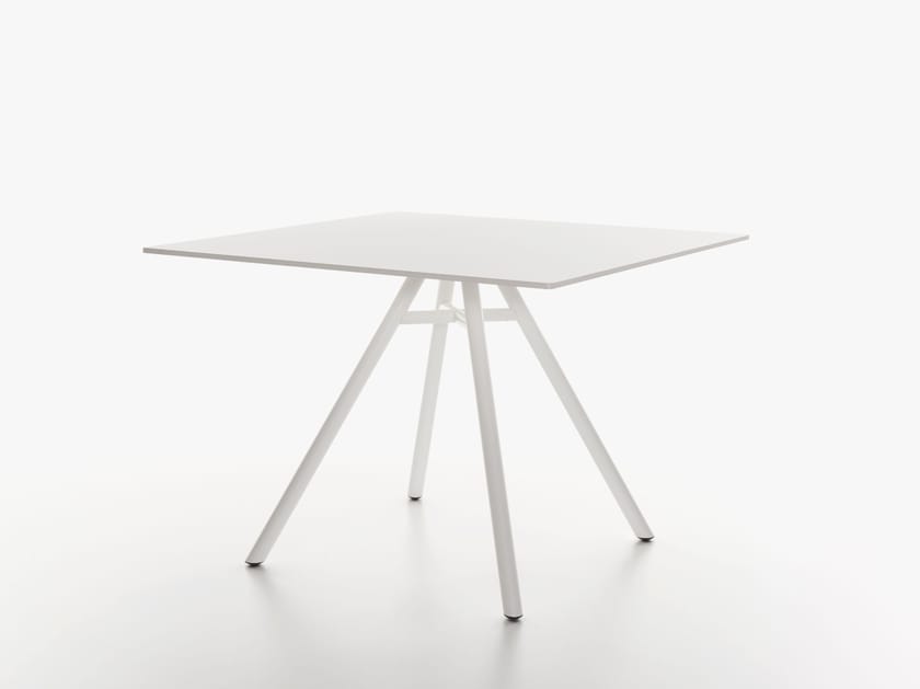 MART Table By Plank | design Plank Lab