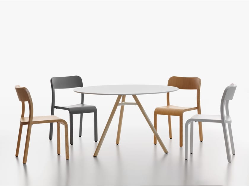 MART Round table with HPL top By Plank | design Plank Lab