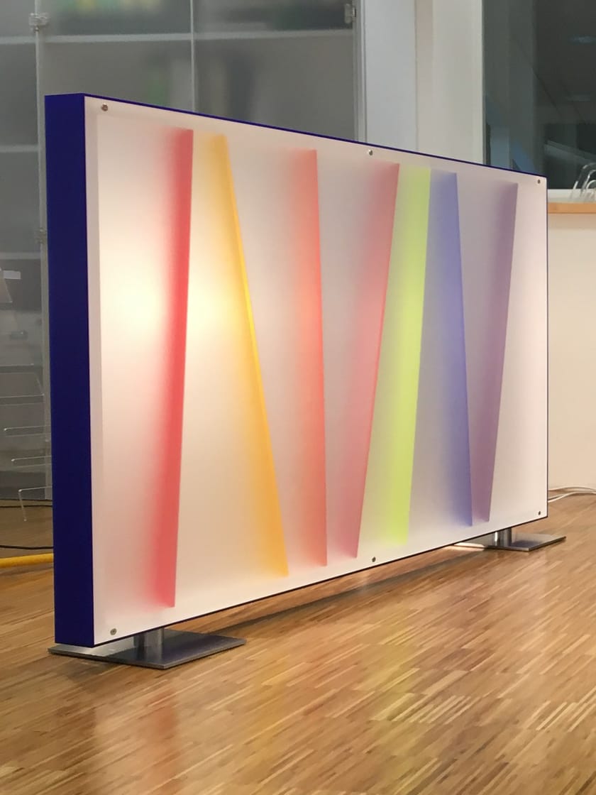 Translucent room divider By Seven Colors Design