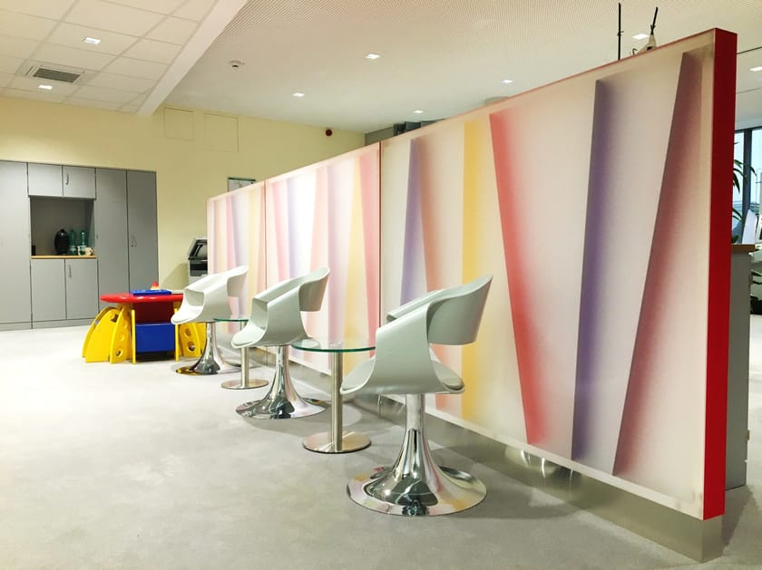 Translucent room divider By Seven Colors Design