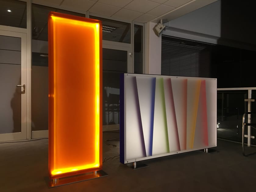 Translucent room divider By Seven Colors Design
