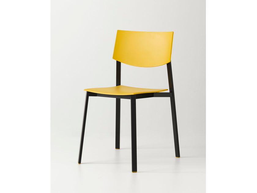 BEBA YOUNG Stackable polypropylene chair By Pointhouse