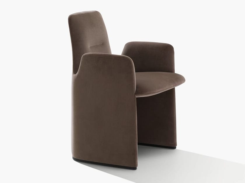Chairs by Poliform | Archiproducts